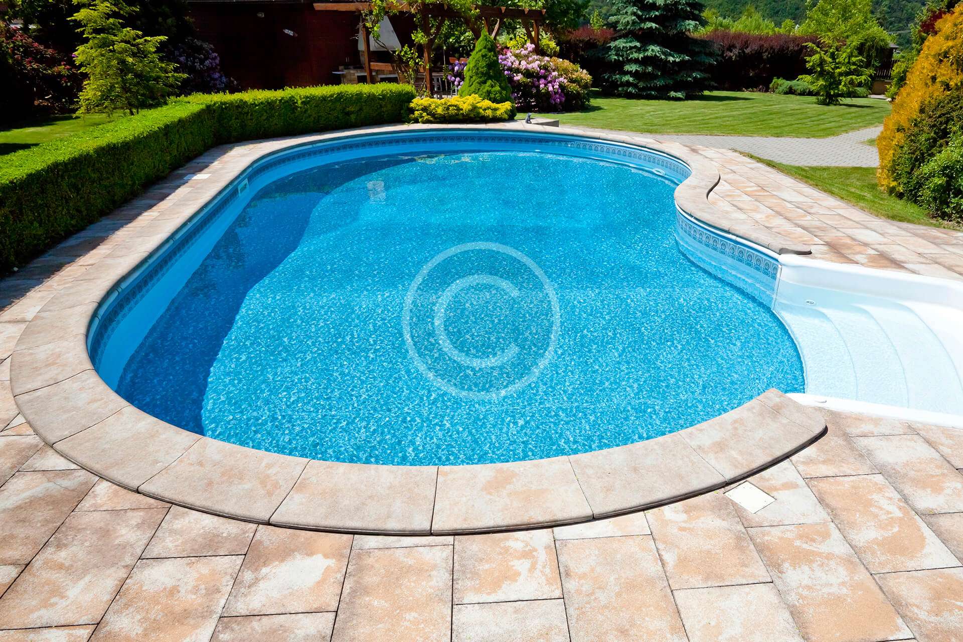 Relaxation and Hydrotherapy at Your House Pool > MR Swimming Pools & SPA